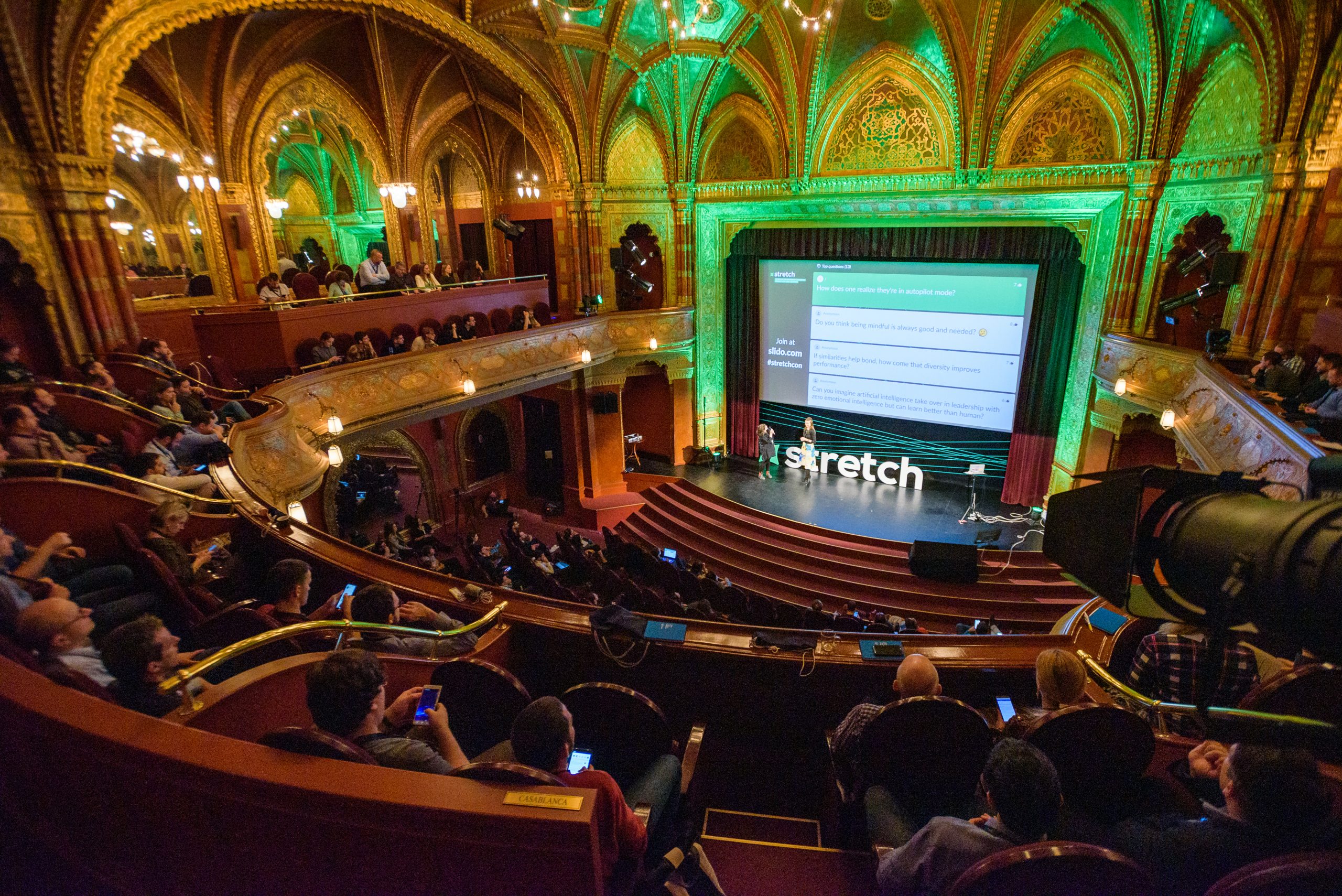 Why attend a leadership and management conference? - CraftHub